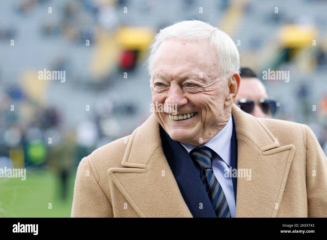 Jerry jones owner dallas cowboys hi-res stock photography and images ...