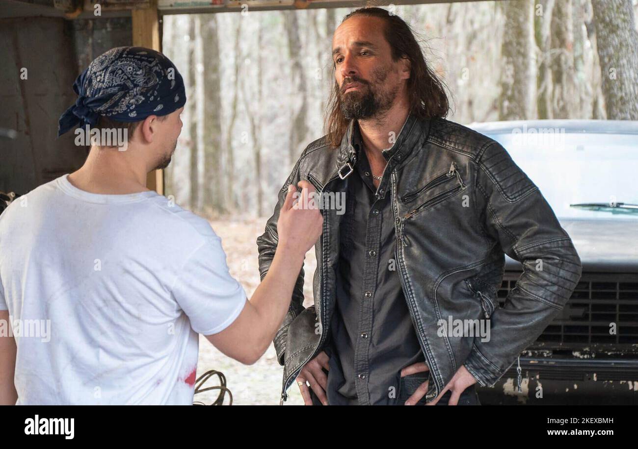 THE MINUTE YOU WAKE UP DEAD, Tony DeMil (right), 2022. © Lionsgate Home ...