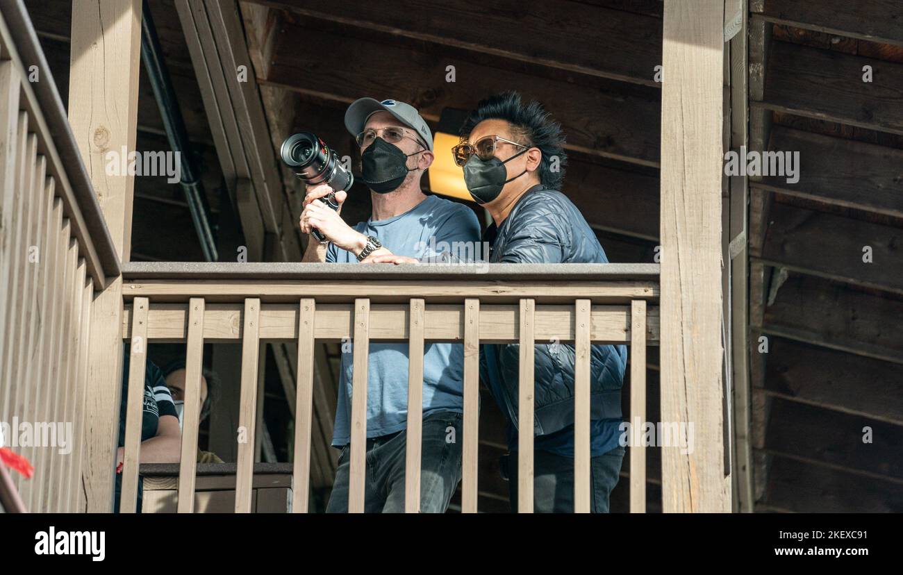 THE WHALE, from left: director Darren Aronofsky, cinematographer ...