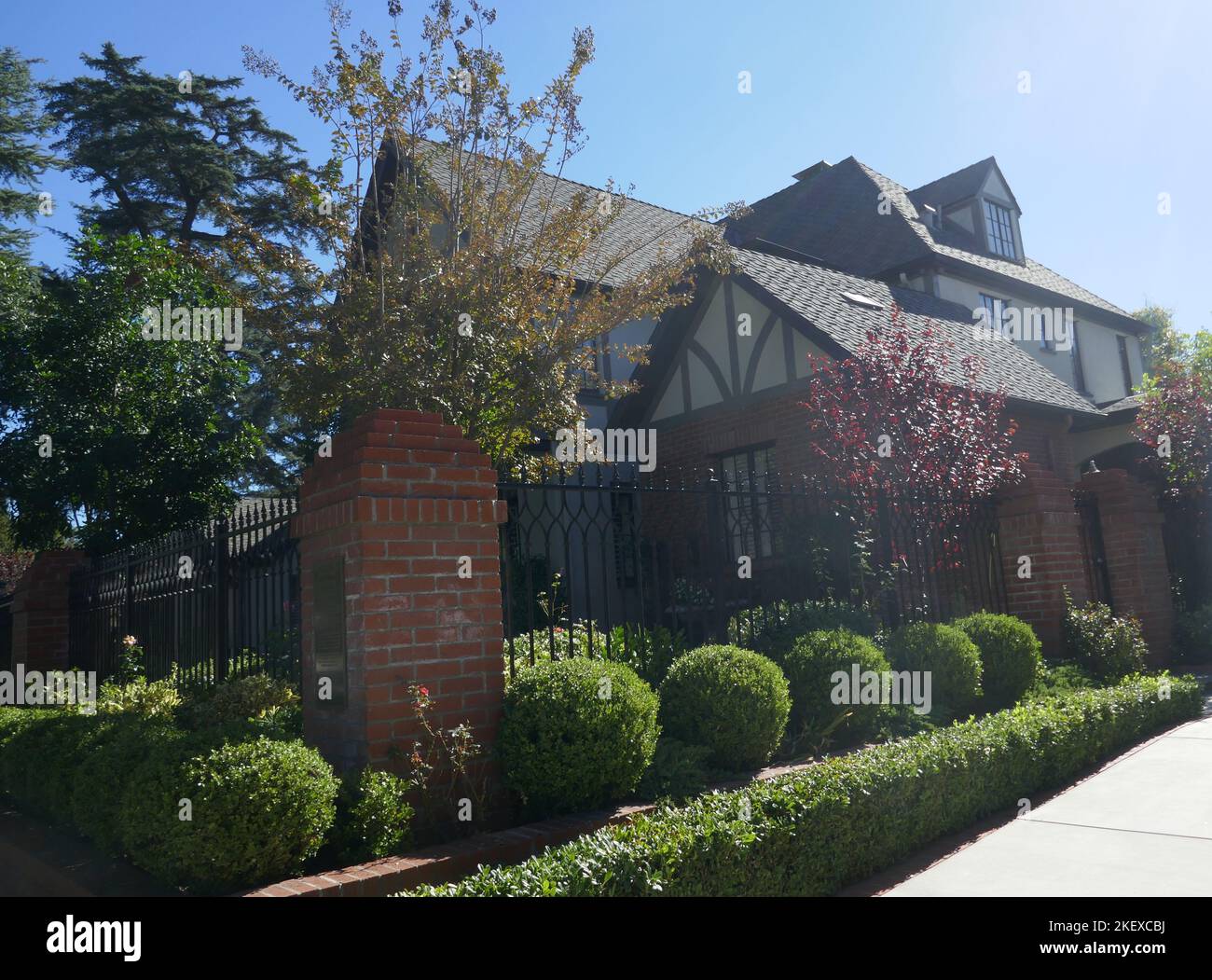 Toluca Lake, California, USA 10th November 2022 Lilley Hall House at ...