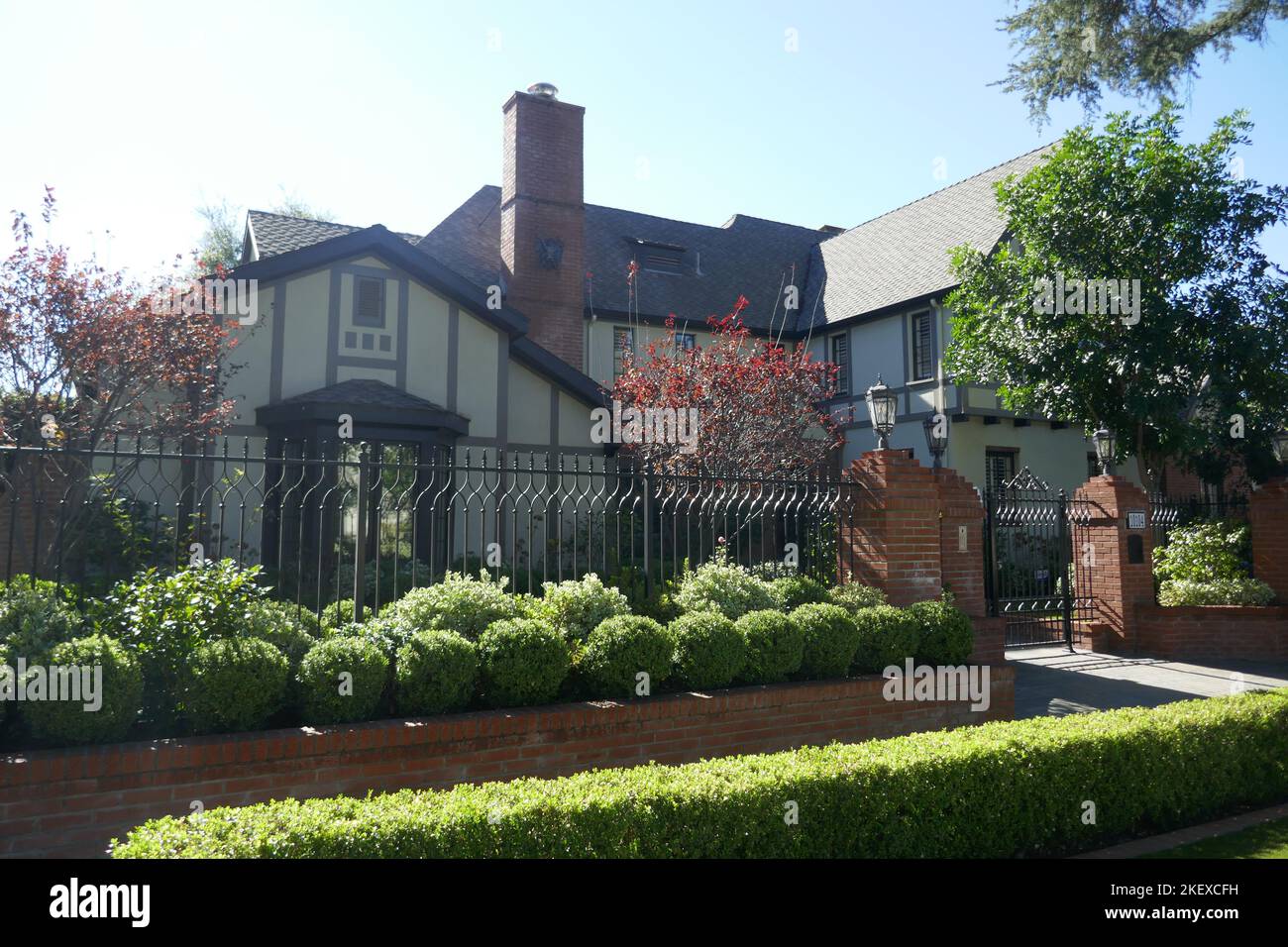 Toluca Lake, California, USA 10th November 2022 Lilley Hall House at ...