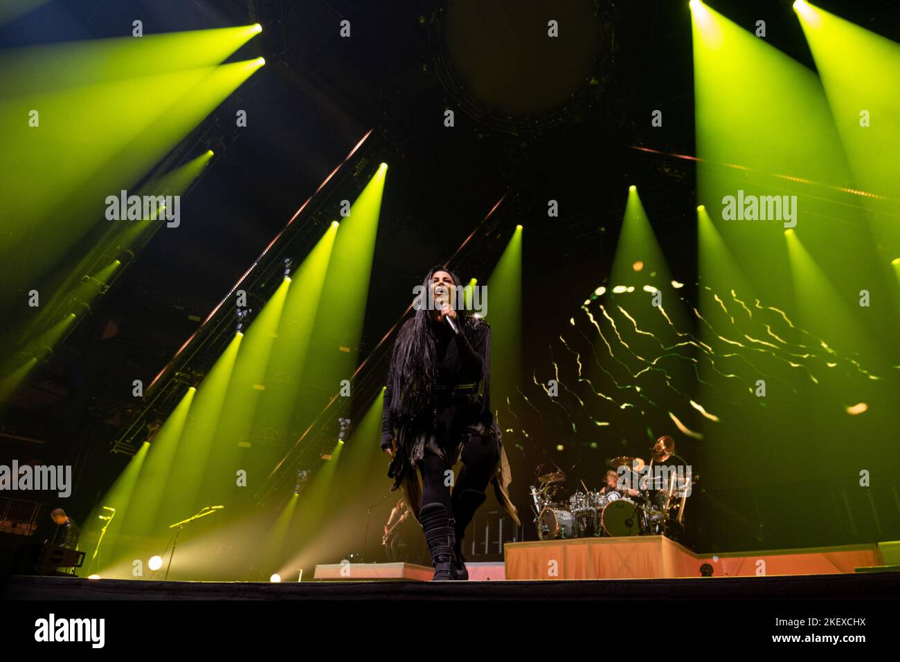 Evanescence live hi-res stock photography and images - Alamy