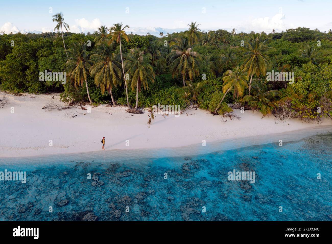 Aerial view man jungle hi-res stock photography and images - Alamy