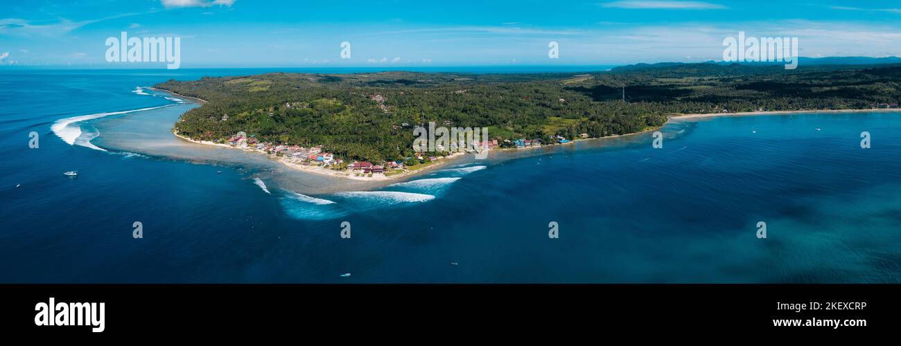 Wave surf nias indonesia hi-res stock photography and images - Alamy