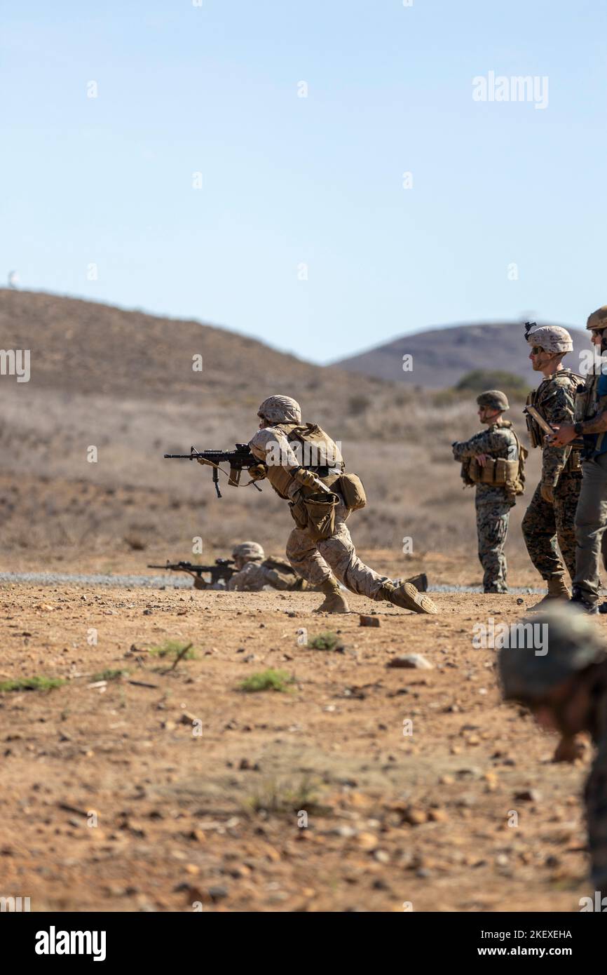 U.S. Marines with 1st Radio Battalion, I Marine Expeditionary Force ...