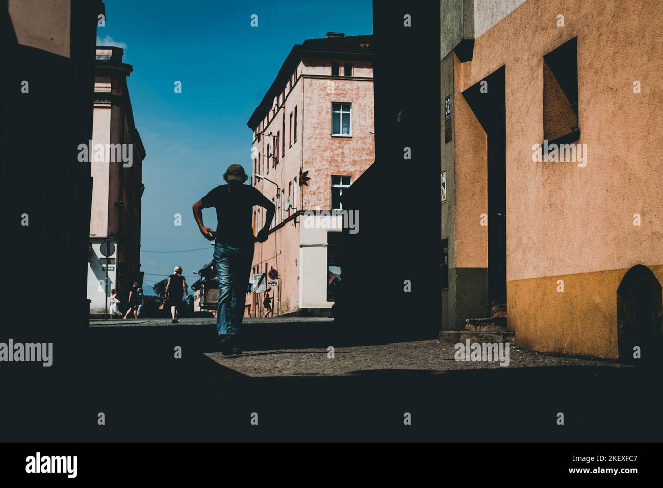 Candid people walking on the street hi-res stock photography and images ...