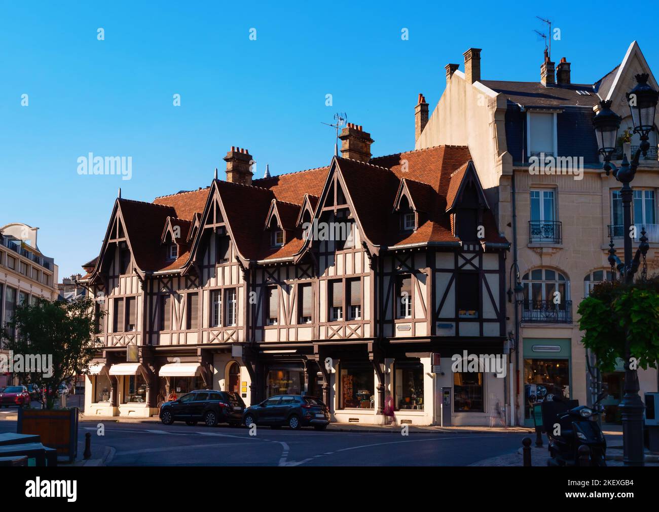 Streets of Reims with view of half-timbered building Stock Photo - Alamy