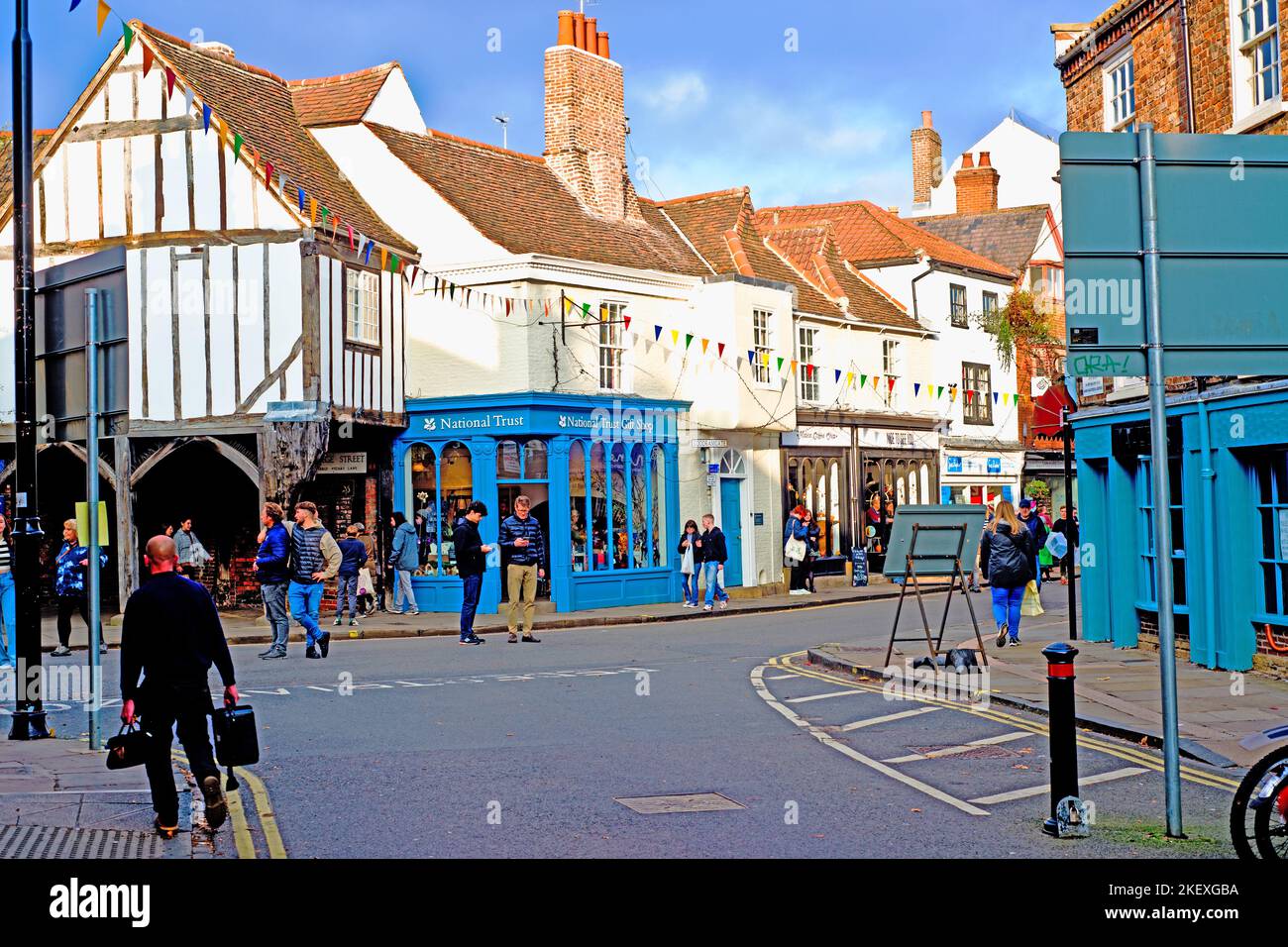 Goodramgate hi-res stock photography and images - Alamy