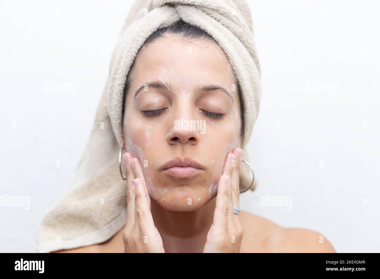 Woman serum eyebrow hi-res stock photography and images - Alamy