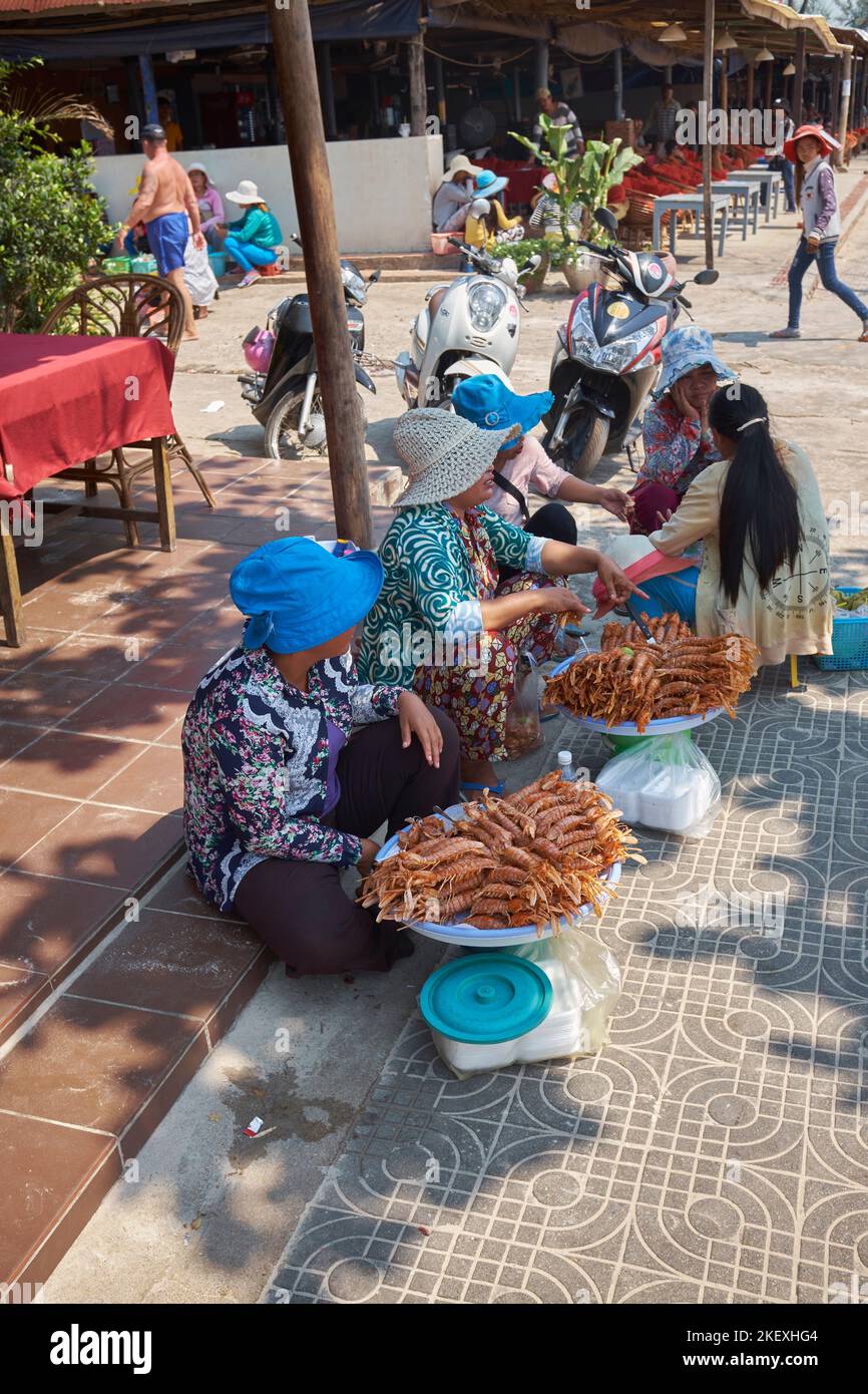 Street Food Vendors on the beach at Sihanoukville Cambodia Stock Photo ...