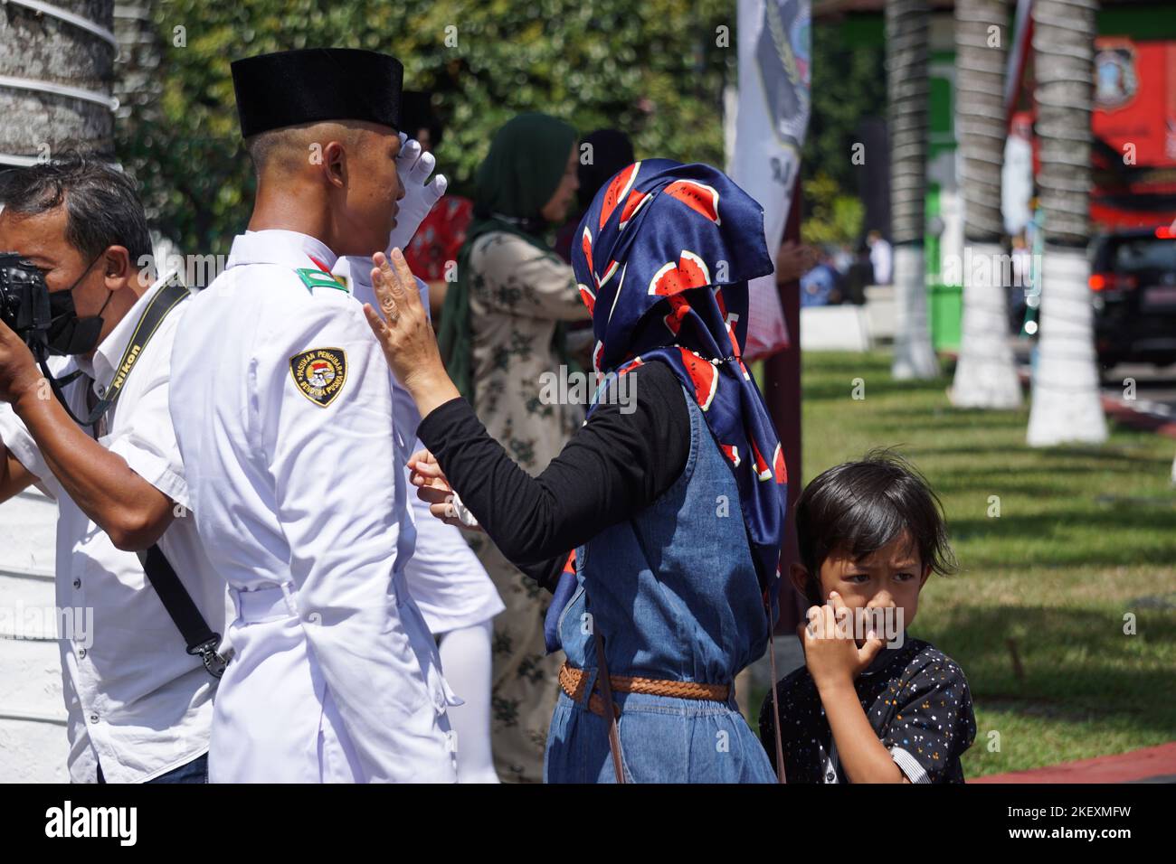Indonesian flag raiser hi-res stock photography and images - Alamy