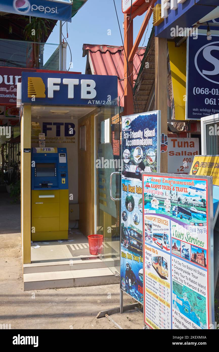 Bank atm machine hi-res stock photography and images - Alamy