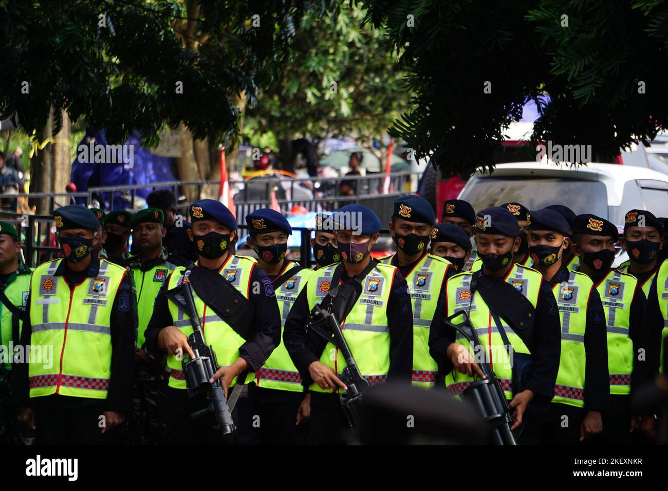 Indonesian army on duty Stock Photo - Alamy
