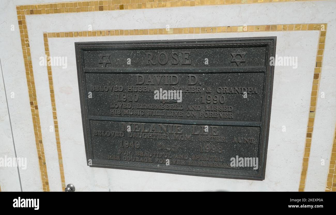 Los Angeles, California, USA 10th November 2022 Pianist/Songwriter ...