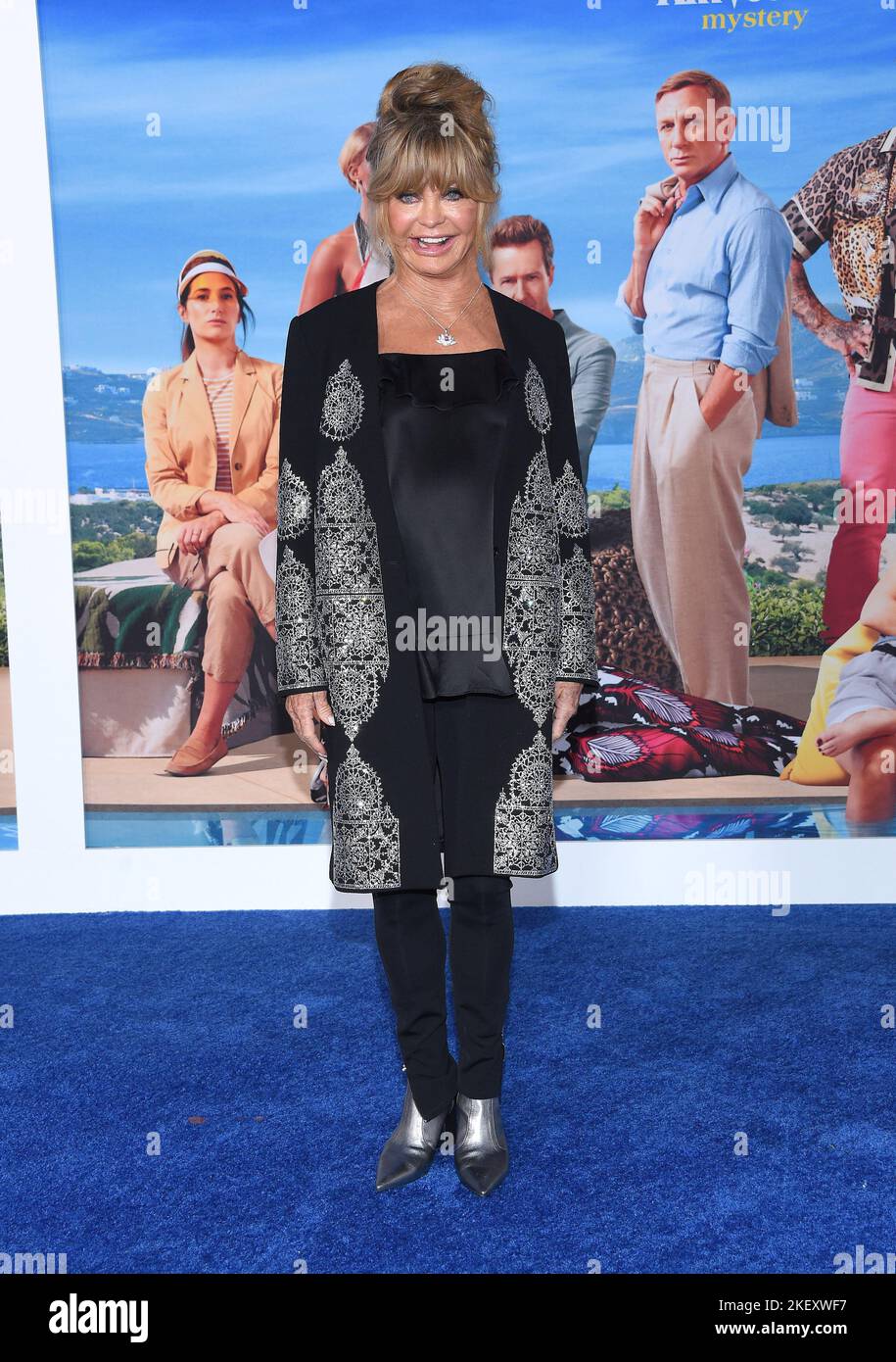 Los Angeles, CA on November 14, 2022. Goldie Hawn arriving to the US ...