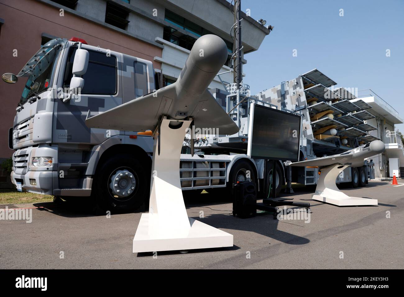 Loitering drones hi-res stock photography and images - Alamy