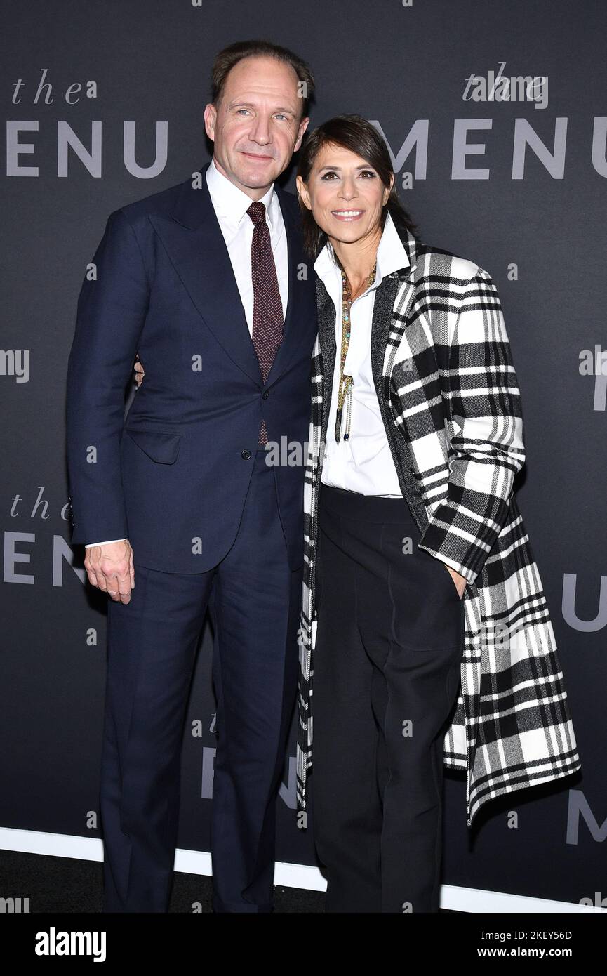 Ralph fiennes smile hi-res stock photography and images - Alamy