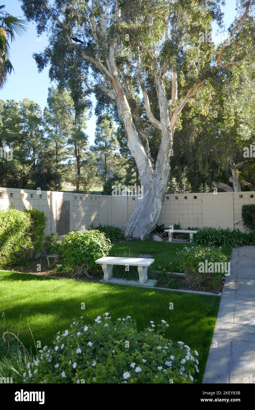 Don rickles grave hi-res stock photography and images - Alamy