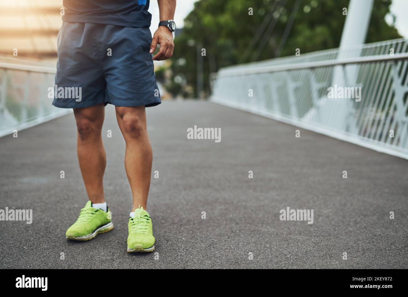 Male runners hi-res stock photography and images - Alamy