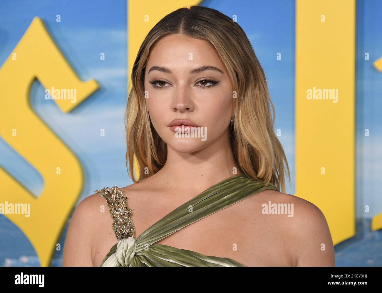 Los Angeles, CA, November 14, 2022 Madelyn Cline arrives at the GLASS ...