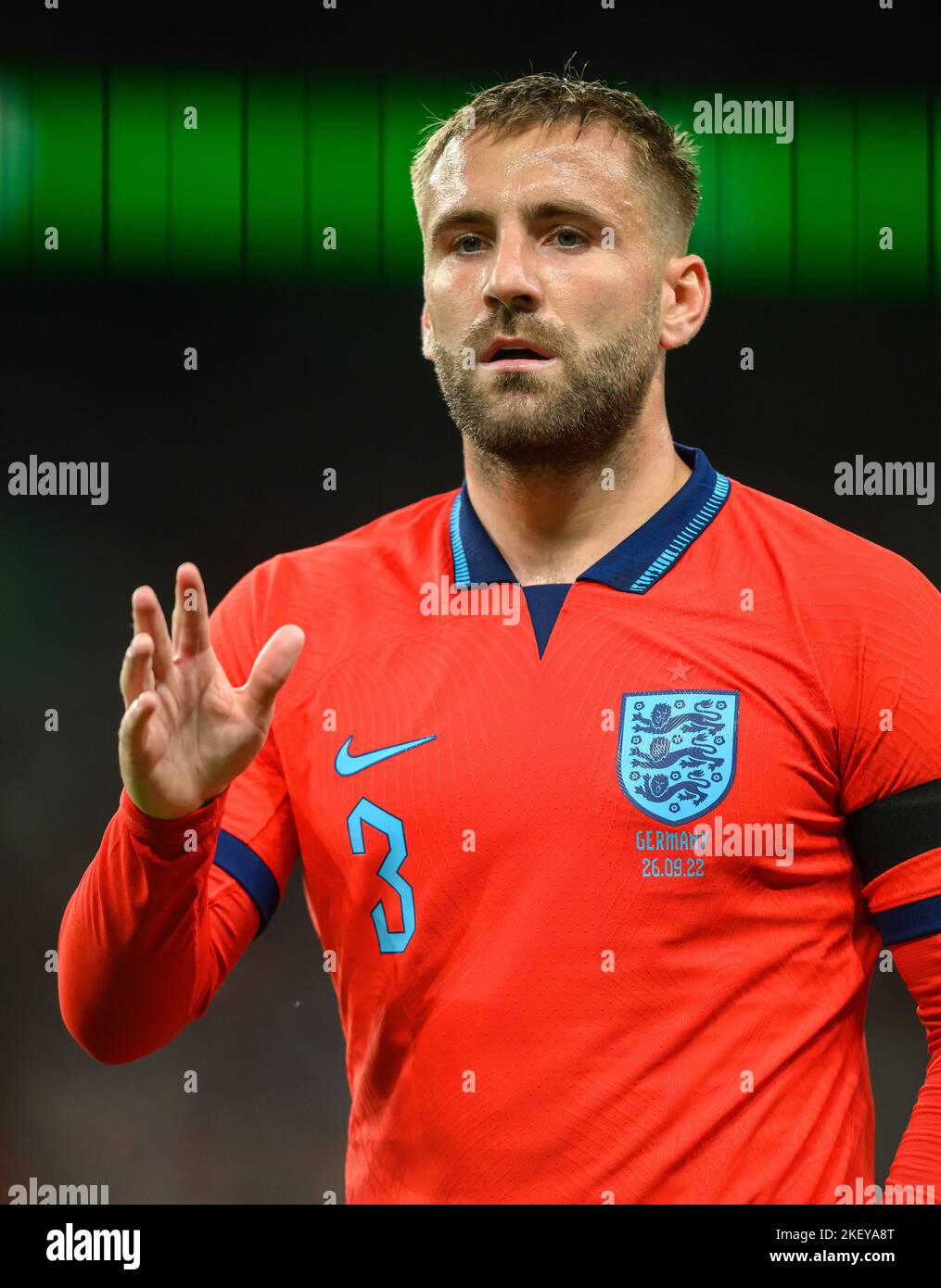 Luke shaw england hi-res stock photography and images - Alamy