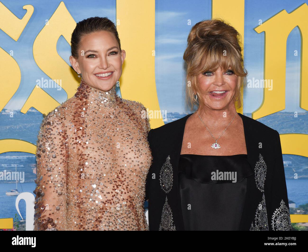 14 November 2022 - Los Angeles, California - Kate Hudson and Goldie ...
