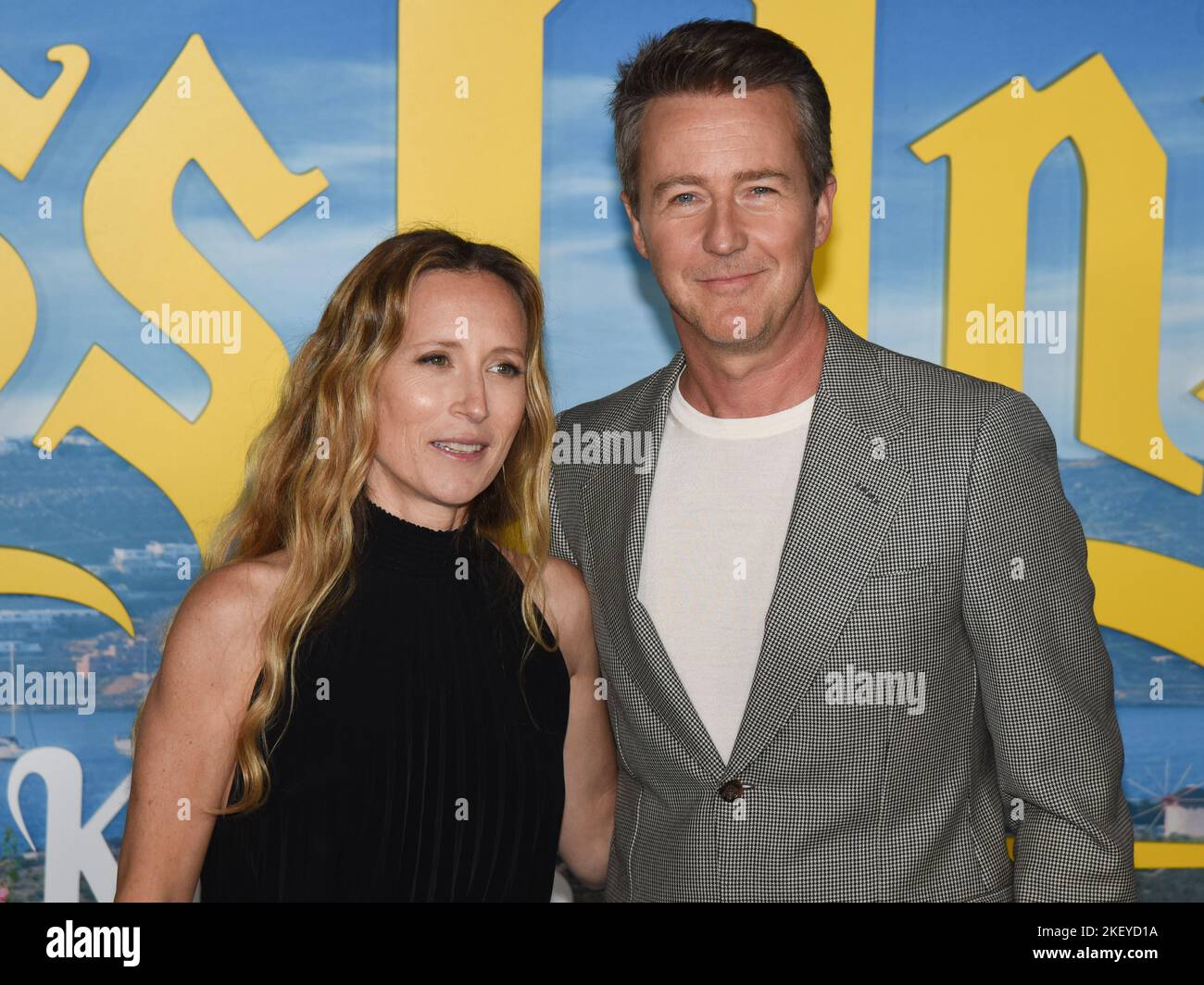 Los Angeles, California, USA. 14th Nov, 2022. Shauna Robertson and ...