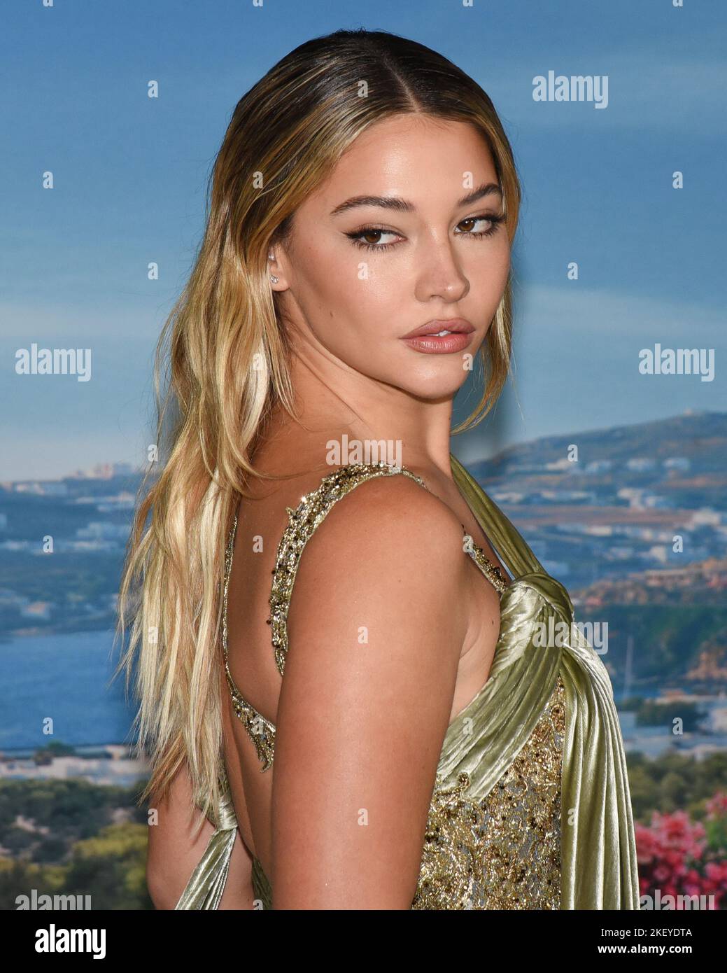 Los Angeles, California, USA. 14th Nov, 2022. Madelyn Cline. US ...