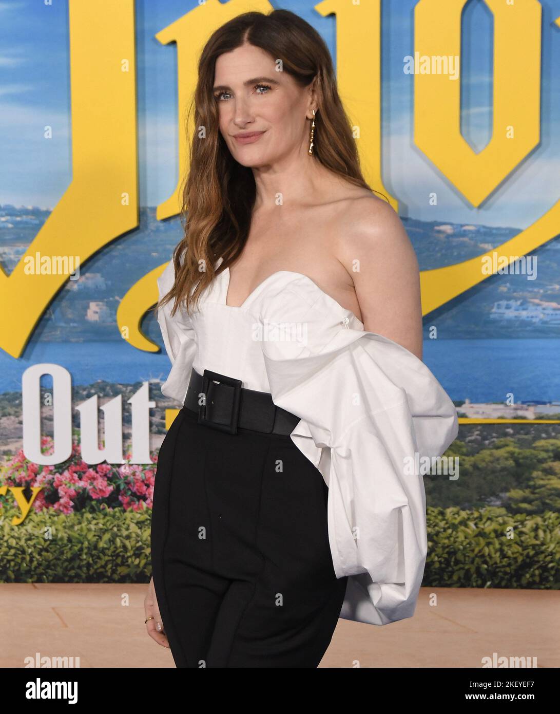 Los Angeles, CA, November 14, 2022 Kathryn Hahn arrives at the GLASS ...