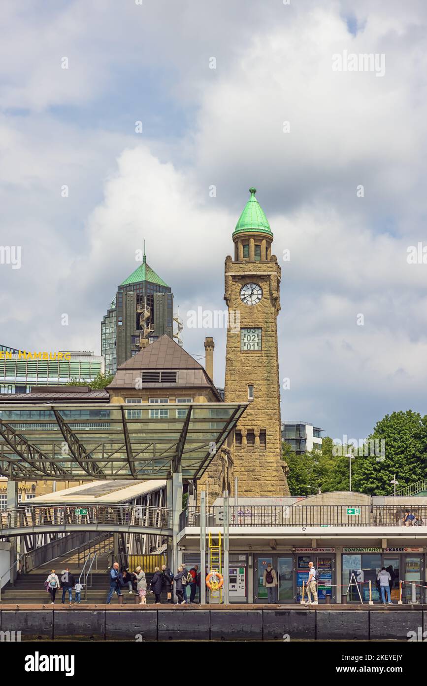 Editorial: HAMBURG, GERMANY, JUNE 1st, 2022 - Clock tower and jetty in ...