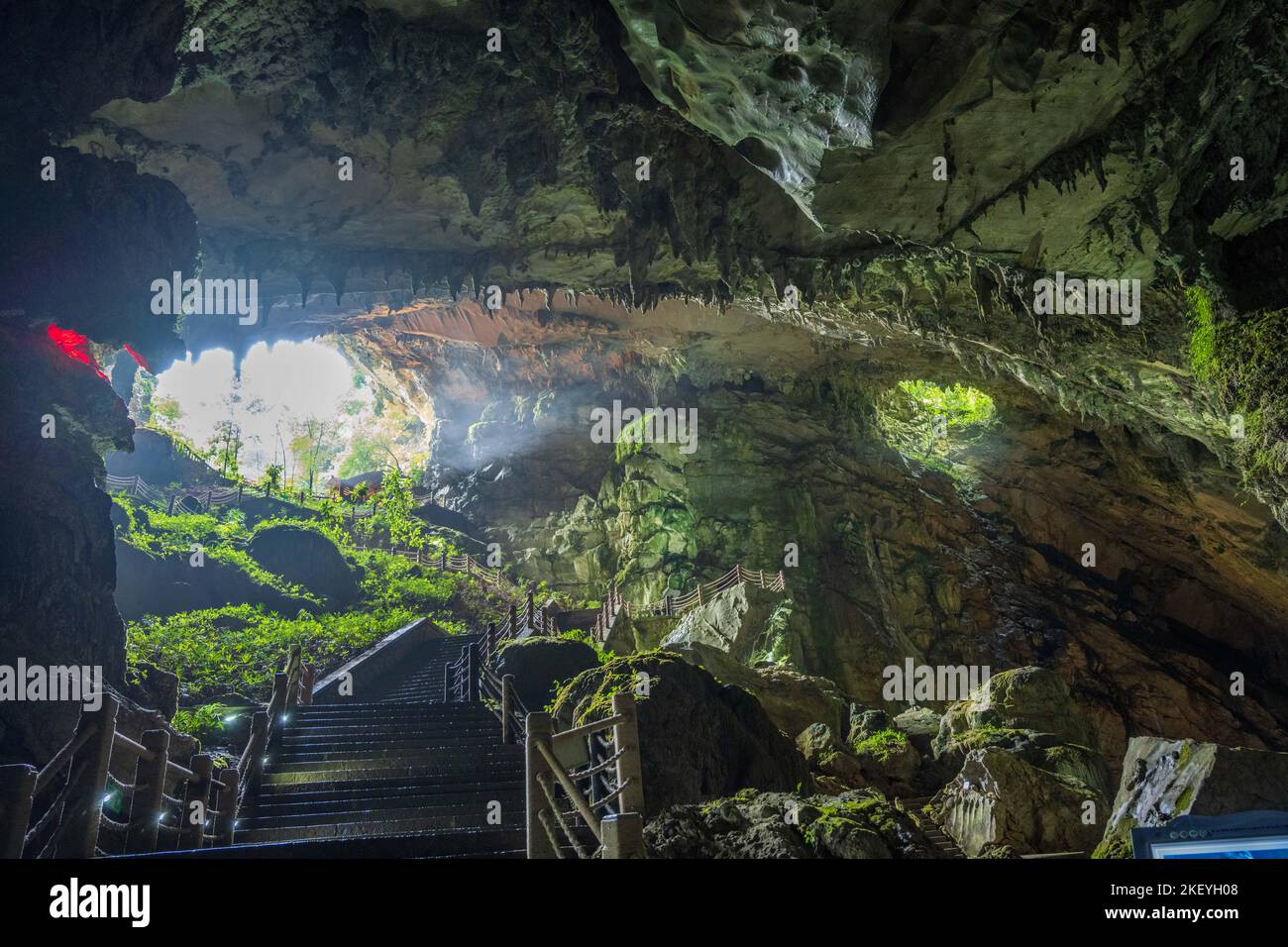 The most beautiful karst cave in China—Zhijin cave in Bijie City ...