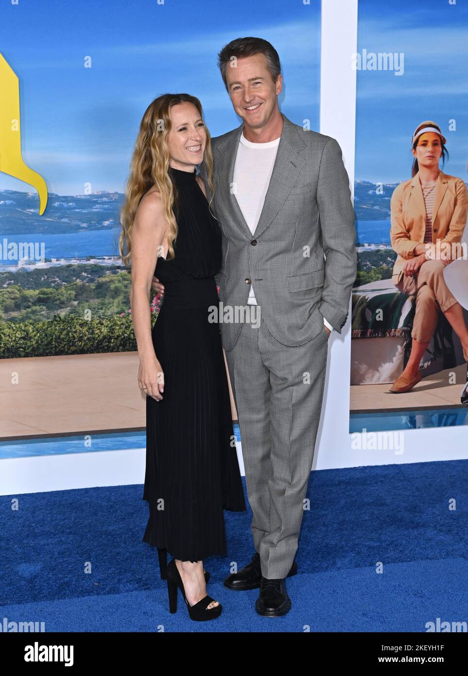 Los Angeles, USA. 14th Nov, 2022. Shauna Robertson & Edward Norton at ...