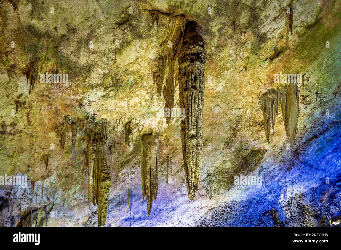 The most beautiful karst cave in China—Zhijin cave in Bijie City ...