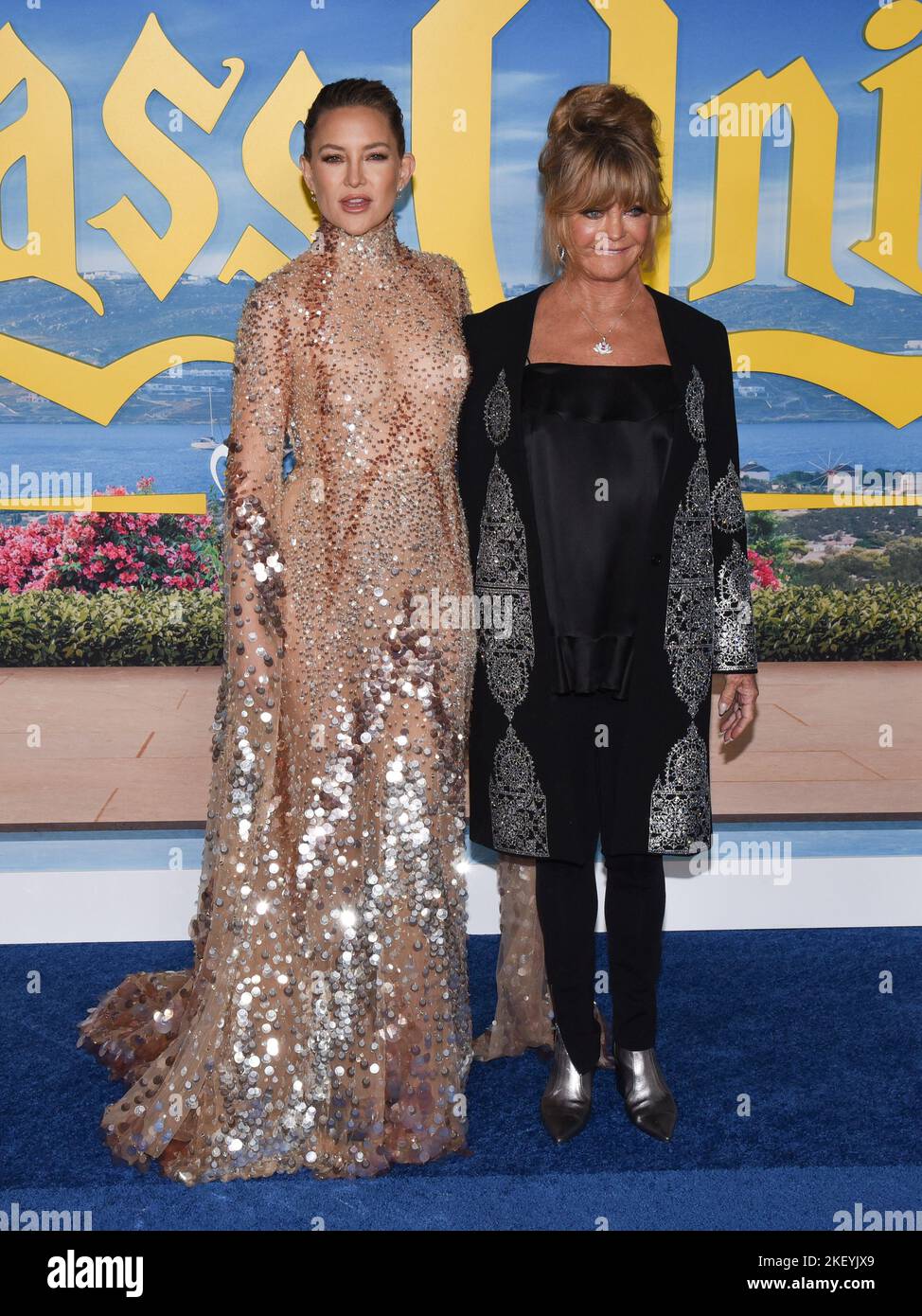 14 November 2022 - Los Angeles, California - Kate Hudson and Goldie ...