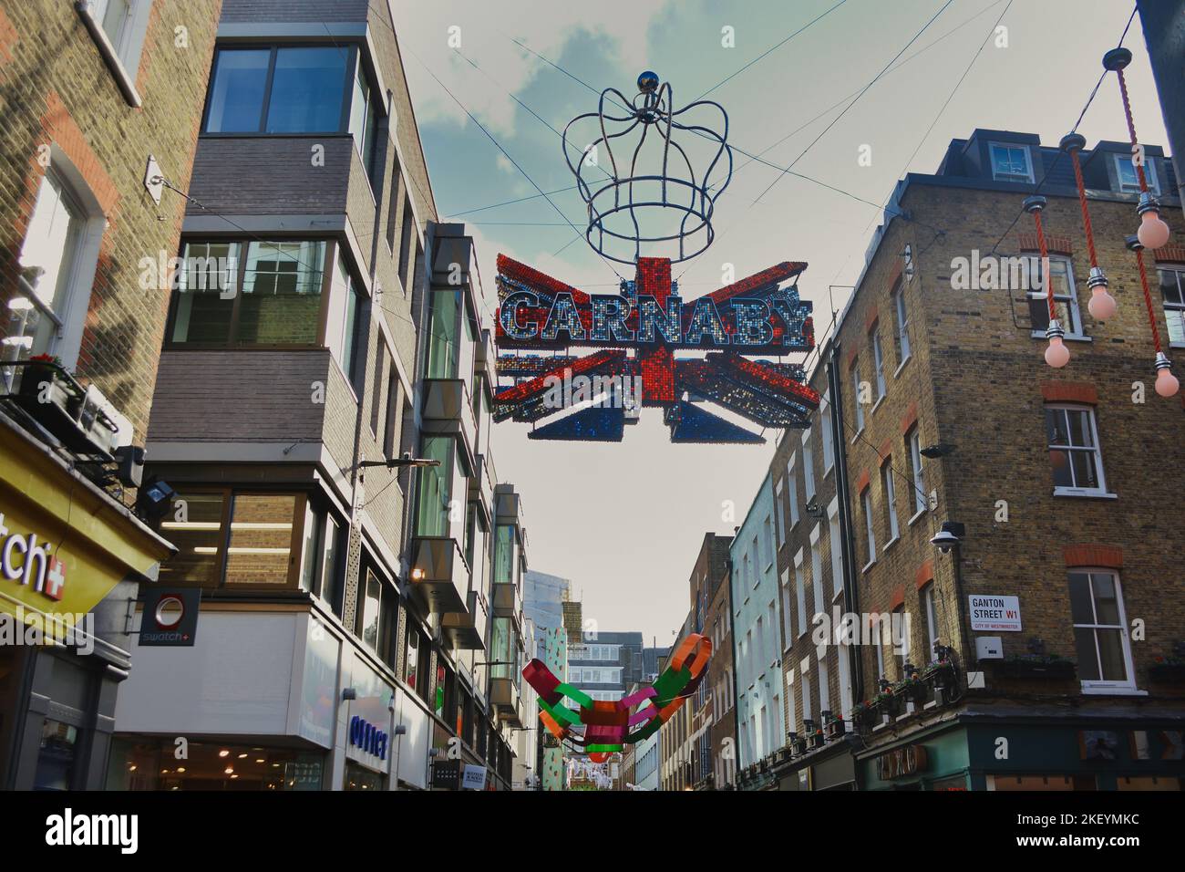 Carnaby, the name of a very important street in London. Very famous and ...
