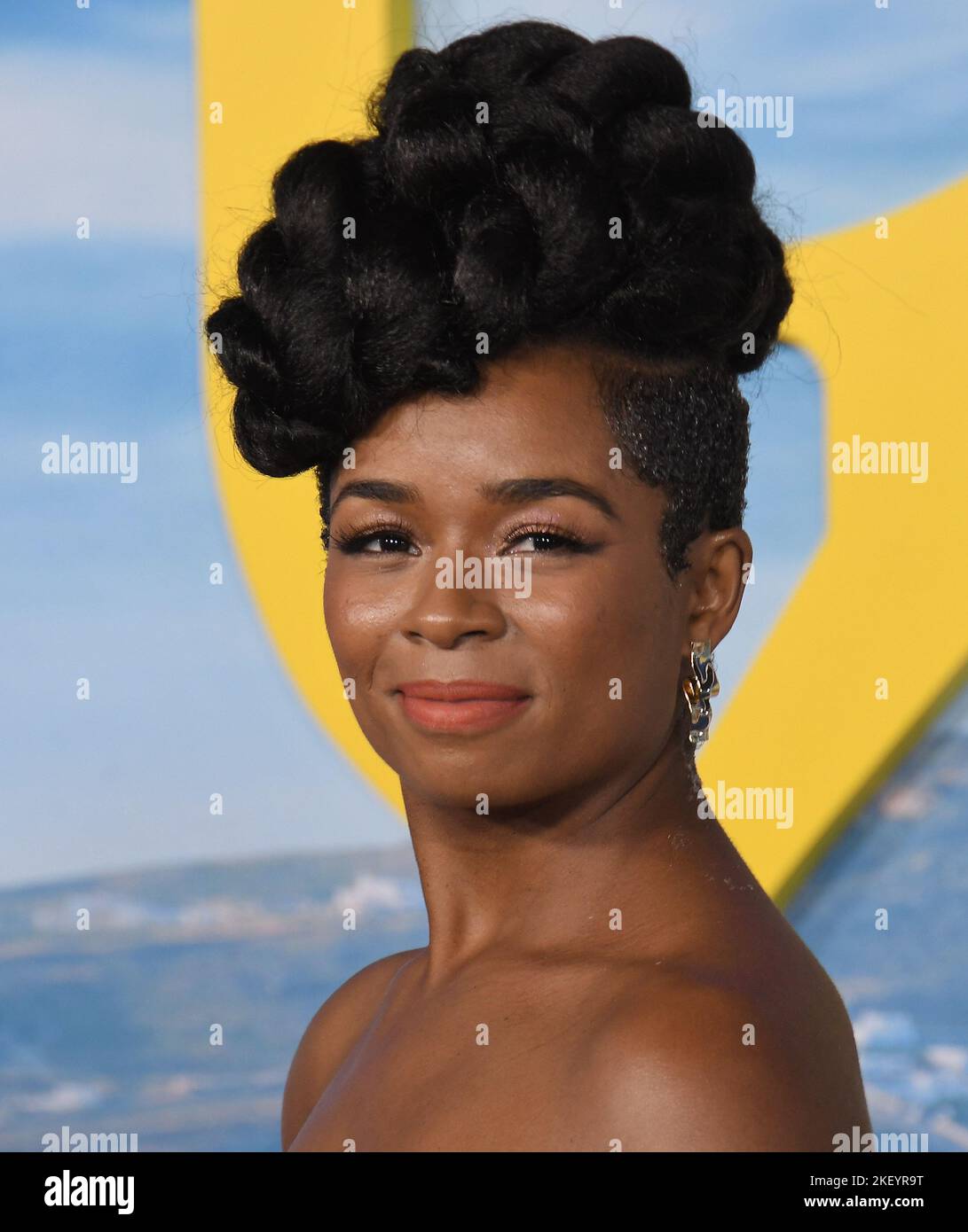 Los Angeles, USA. 14th Nov, 2022. Alexis Floyd arrives at the GLASS ...