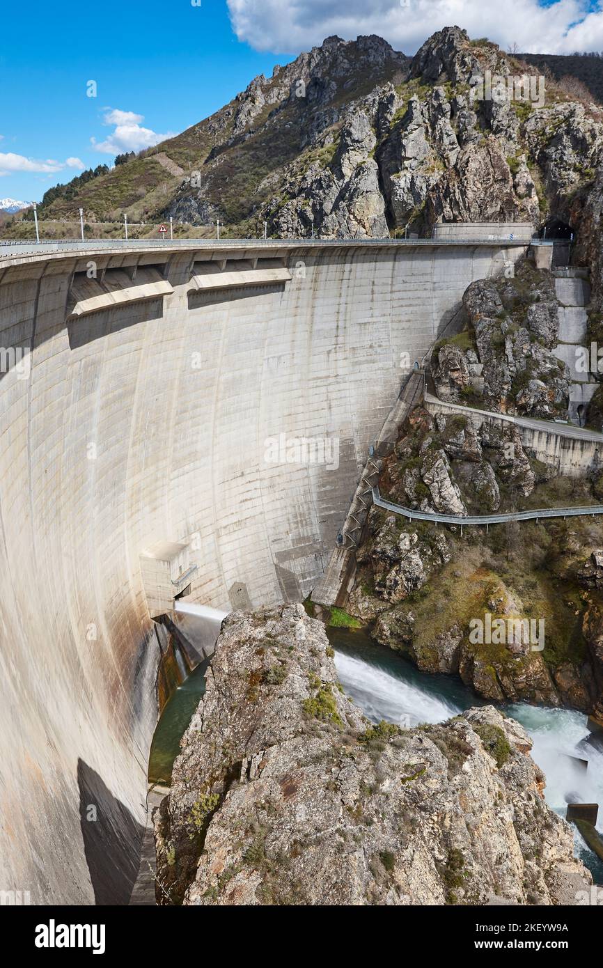 Dam draining water in Riano. Hydraulic power. Castilla Leon. Spain ...