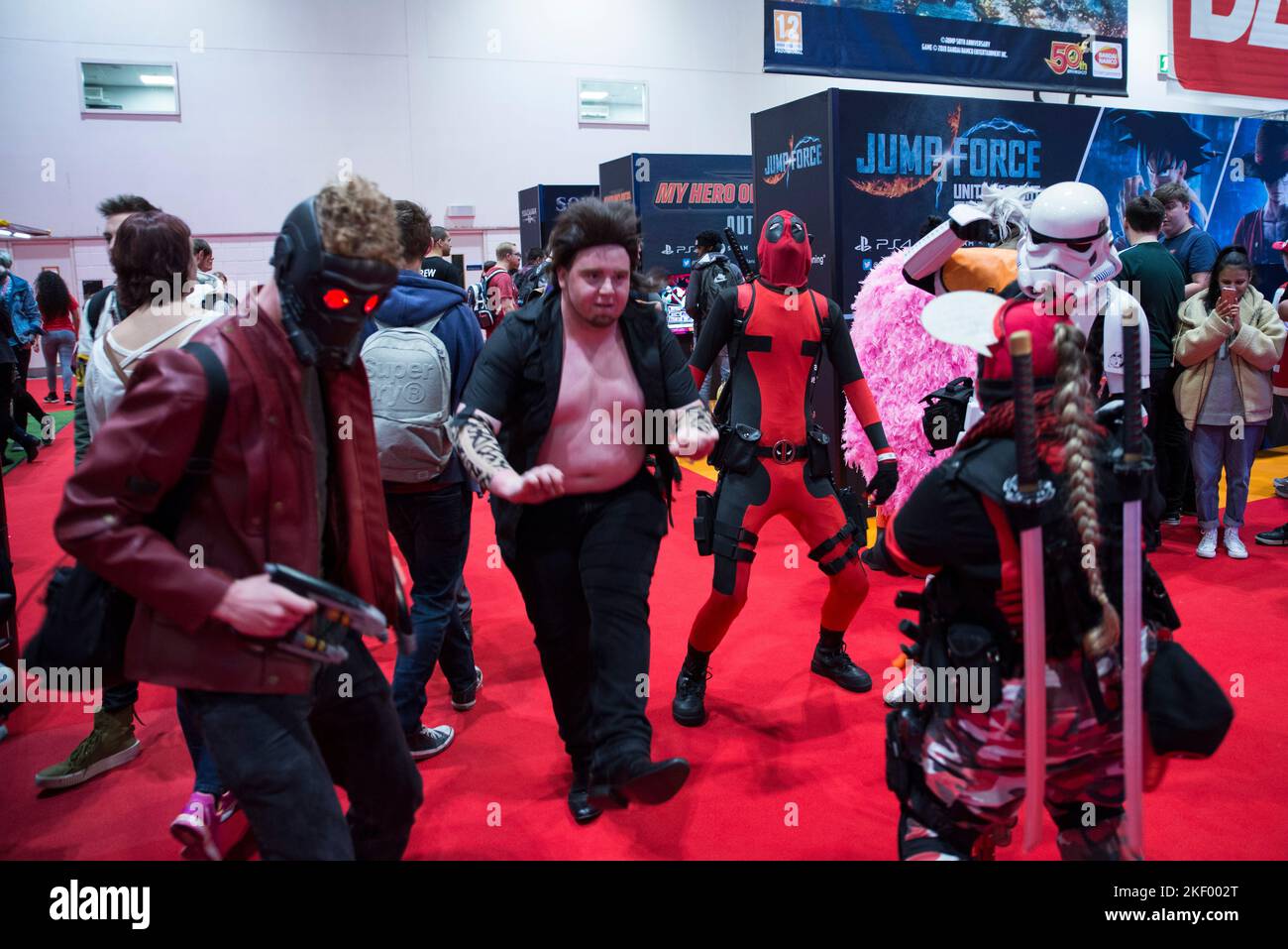 Deadpool wolverine uk hi-res stock photography and images - Alamy