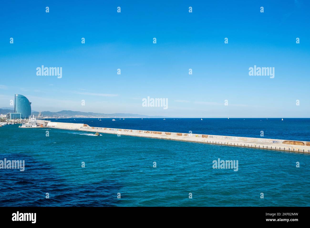Gnv ferry barcelona spain hi-res stock photography and images - Alamy
