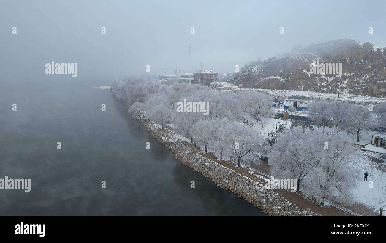Aerial photo shows the first rime scenery of this winter appearing on ...