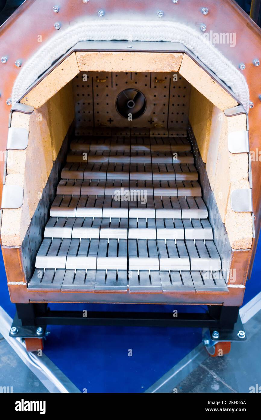 Combustion chamber hi-res stock photography and images - Alamy