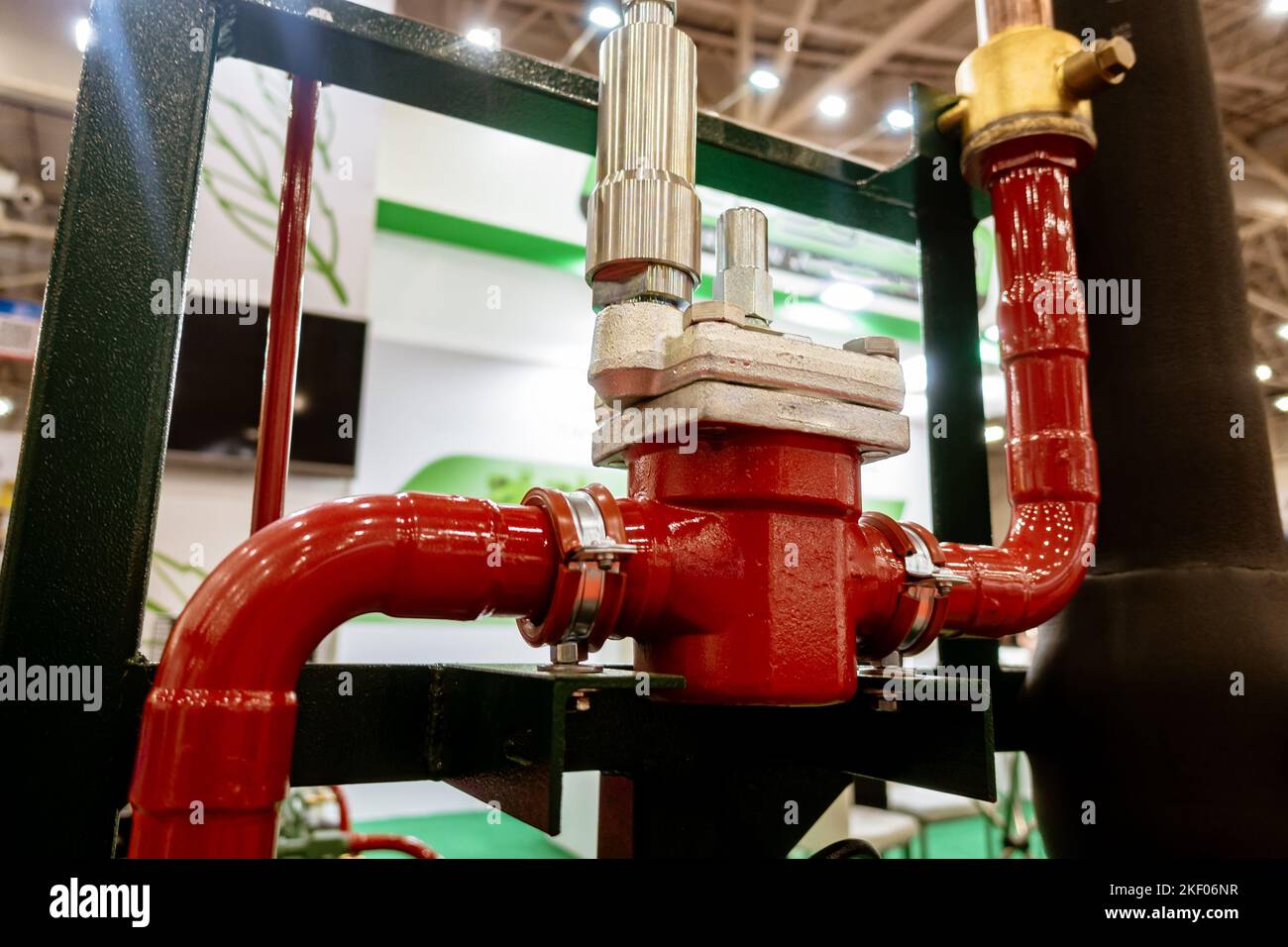 Connection of pipes with the circulating pump Stock Photo - Alamy
