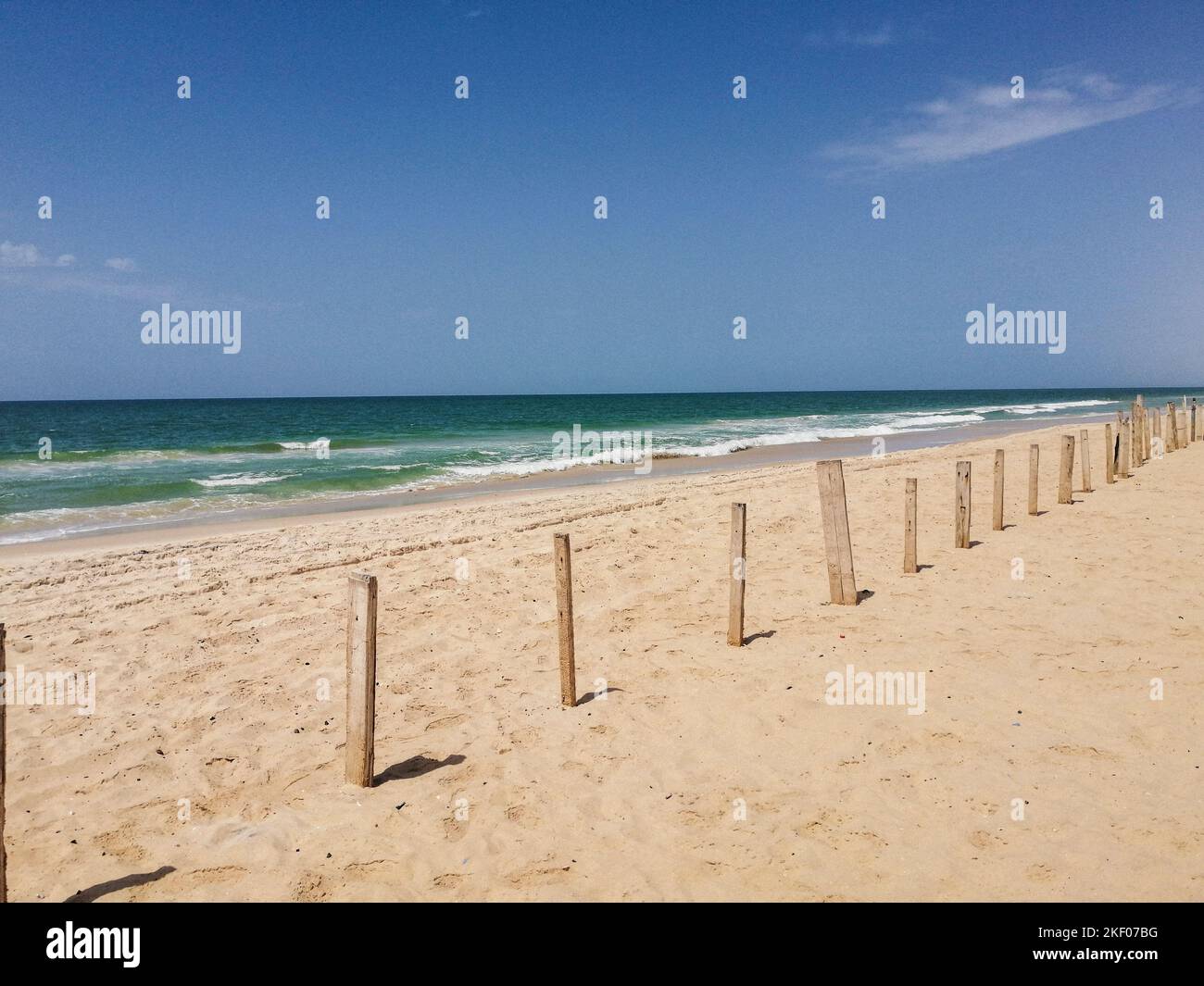 Mauritania people on beach hi-res stock photography and images - Alamy