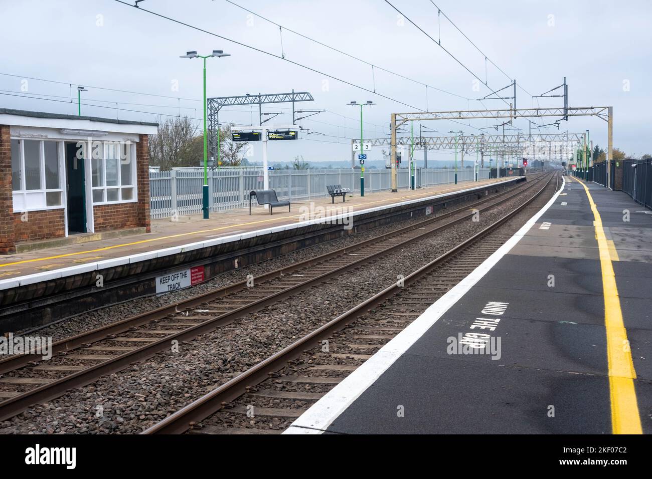 Cheddington railway hi-res stock photography and images - Alamy