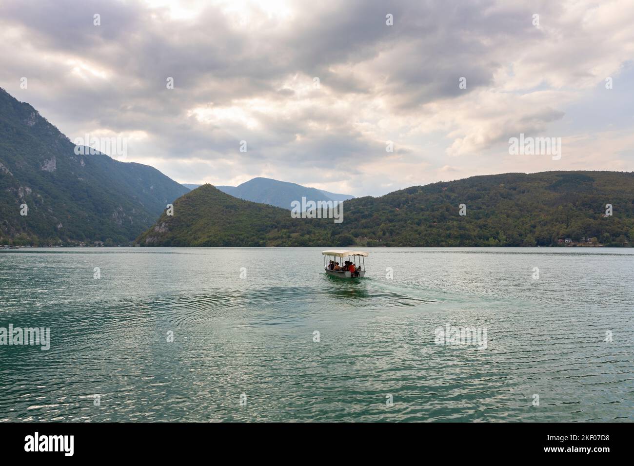 Boat cruise from lake Perucac at Tara mountain in Serbia through the ...