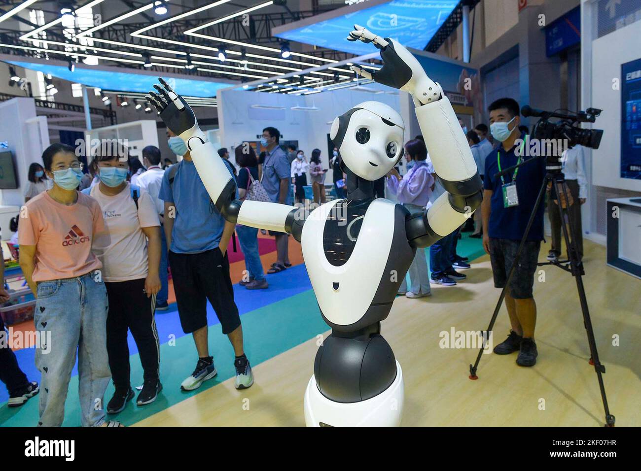 Dancing smart robot, Ningbo City, east China's Zhejiang Province, 2 ...