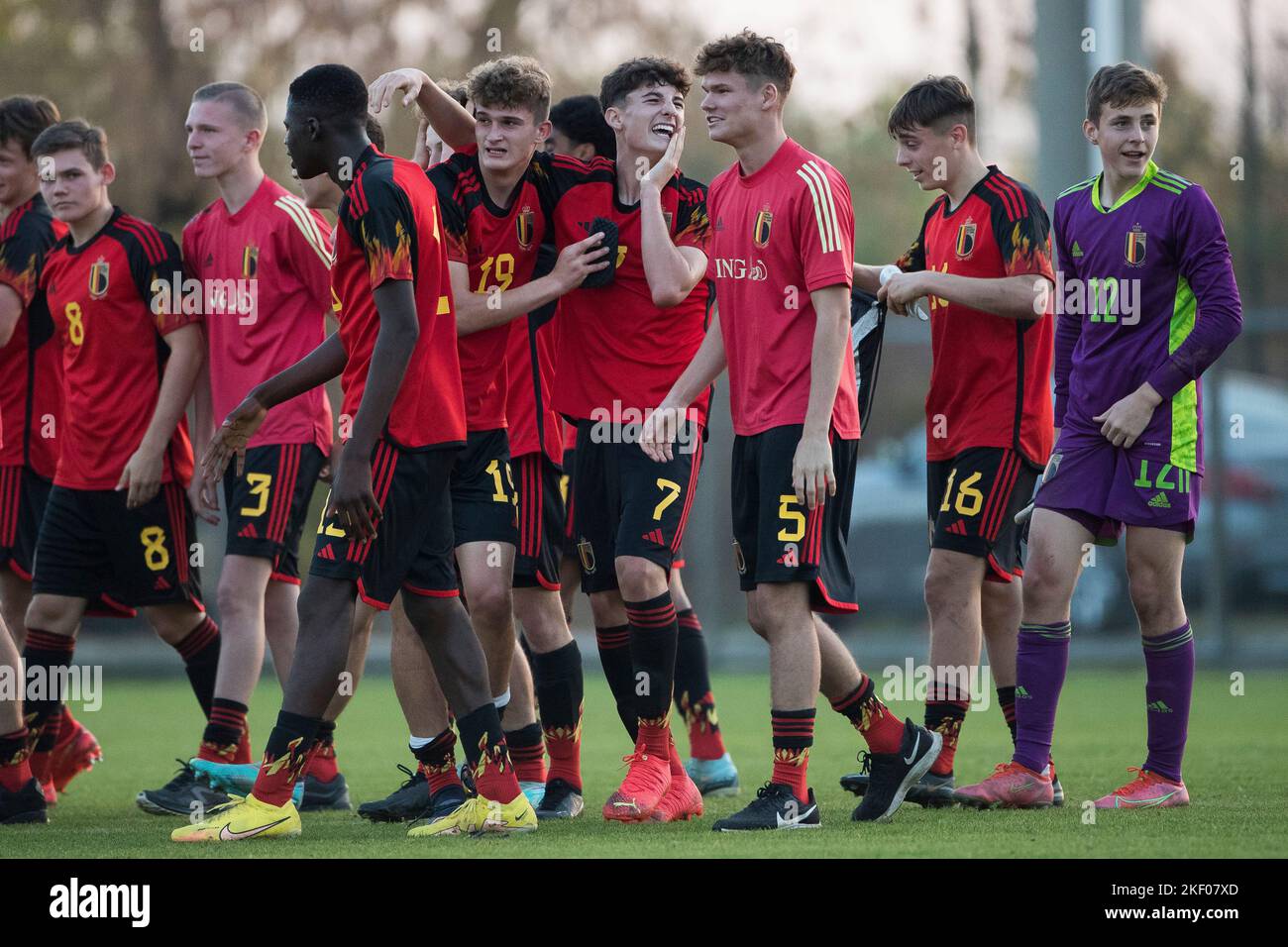 Bucharest, Romania, 1st November 2022. Belgium's Hugo Lamock, Belgium's ...