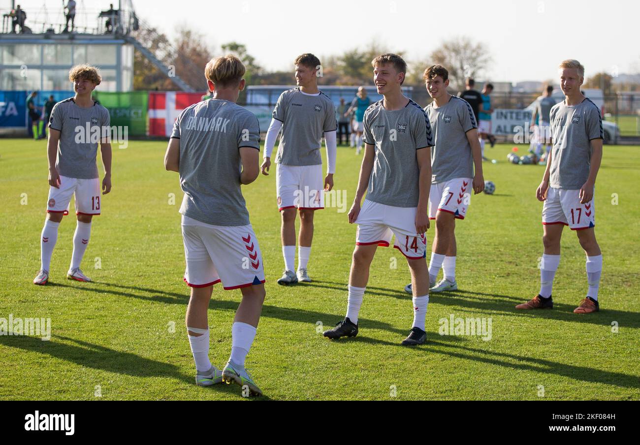 U17men hi-res stock photography and images - Alamy