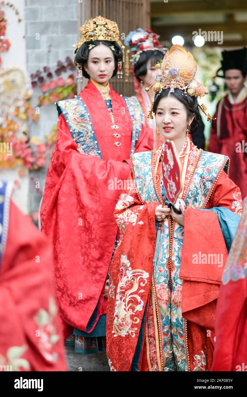The Hanfu the Traditional Dress Of The Han Chinese People Culture