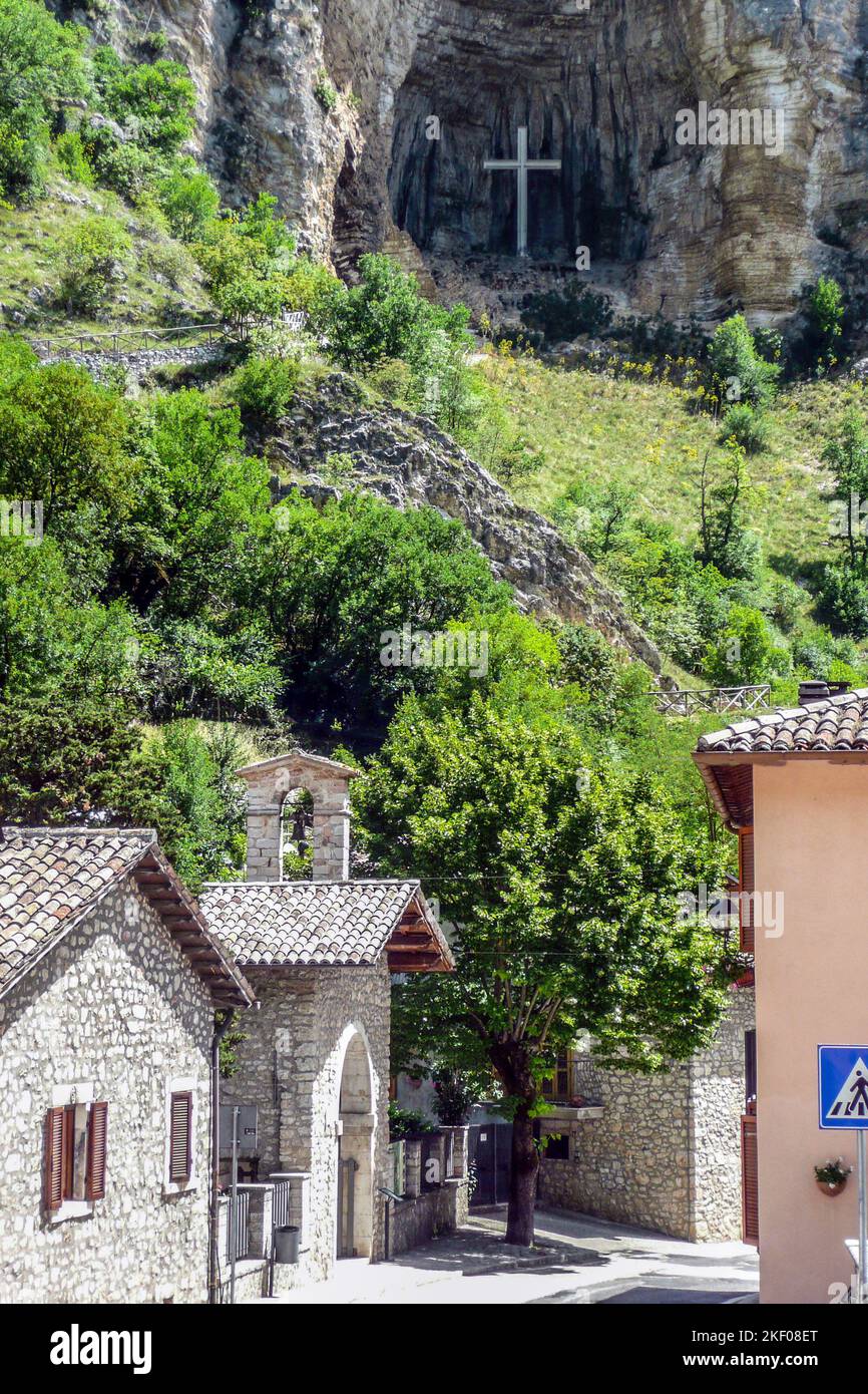 The historic center of Roccaporena with the cave with the crucifix in ...